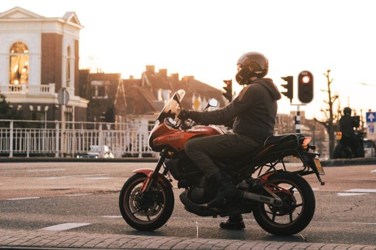 How To Overtake On A Motorcycle (6 Important Tips)